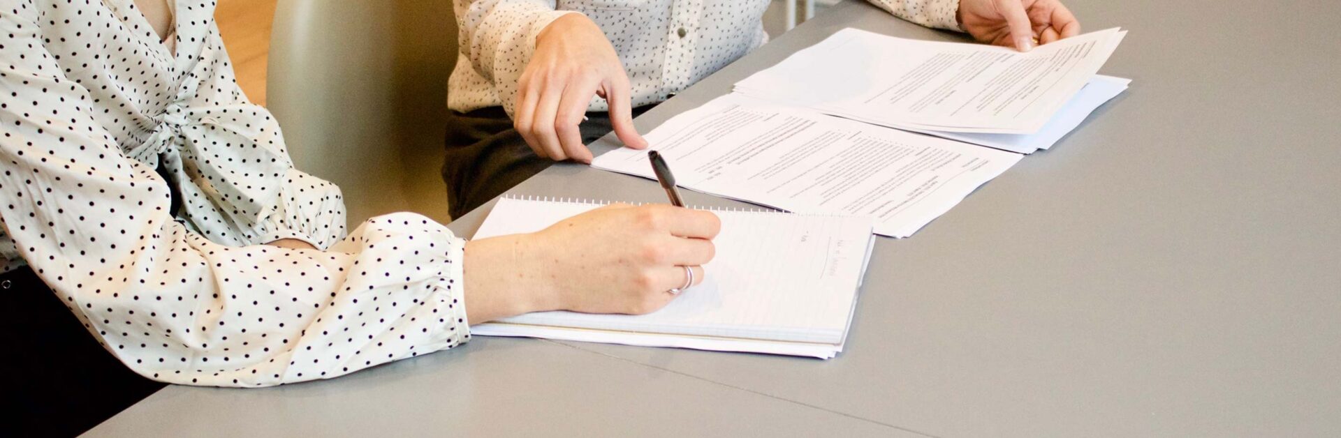 LEGAL PROBLEM – ARE THERE ALTERNATIVES TO USING A SOLICITOR? | High ...